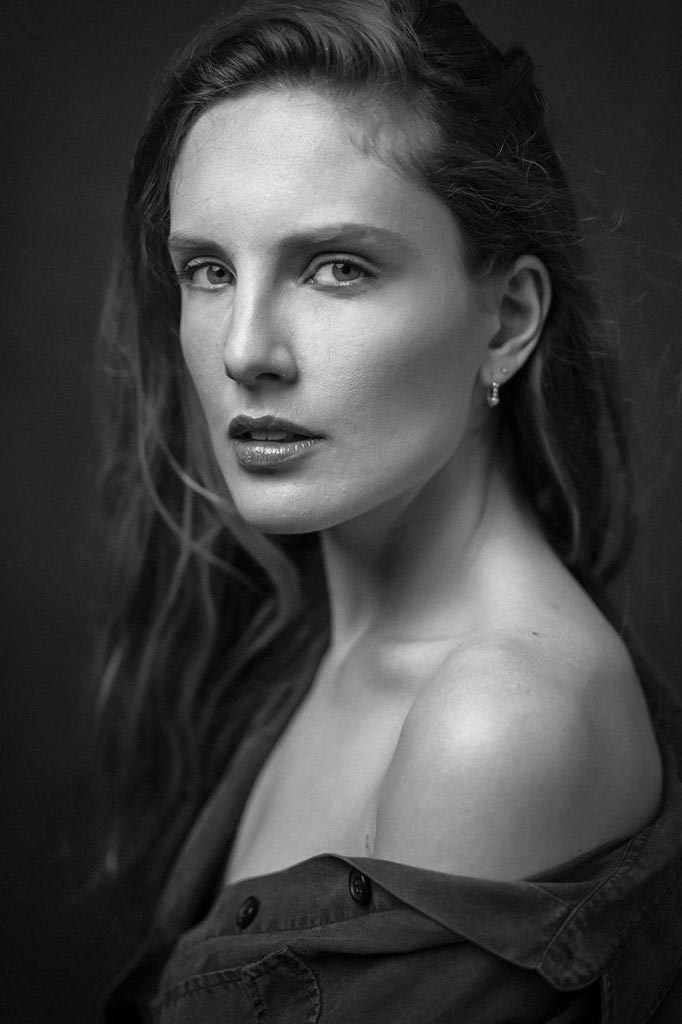 Alessia M - Creative Models- Agenzia Modelle Brescia - CREATIVE MODELS